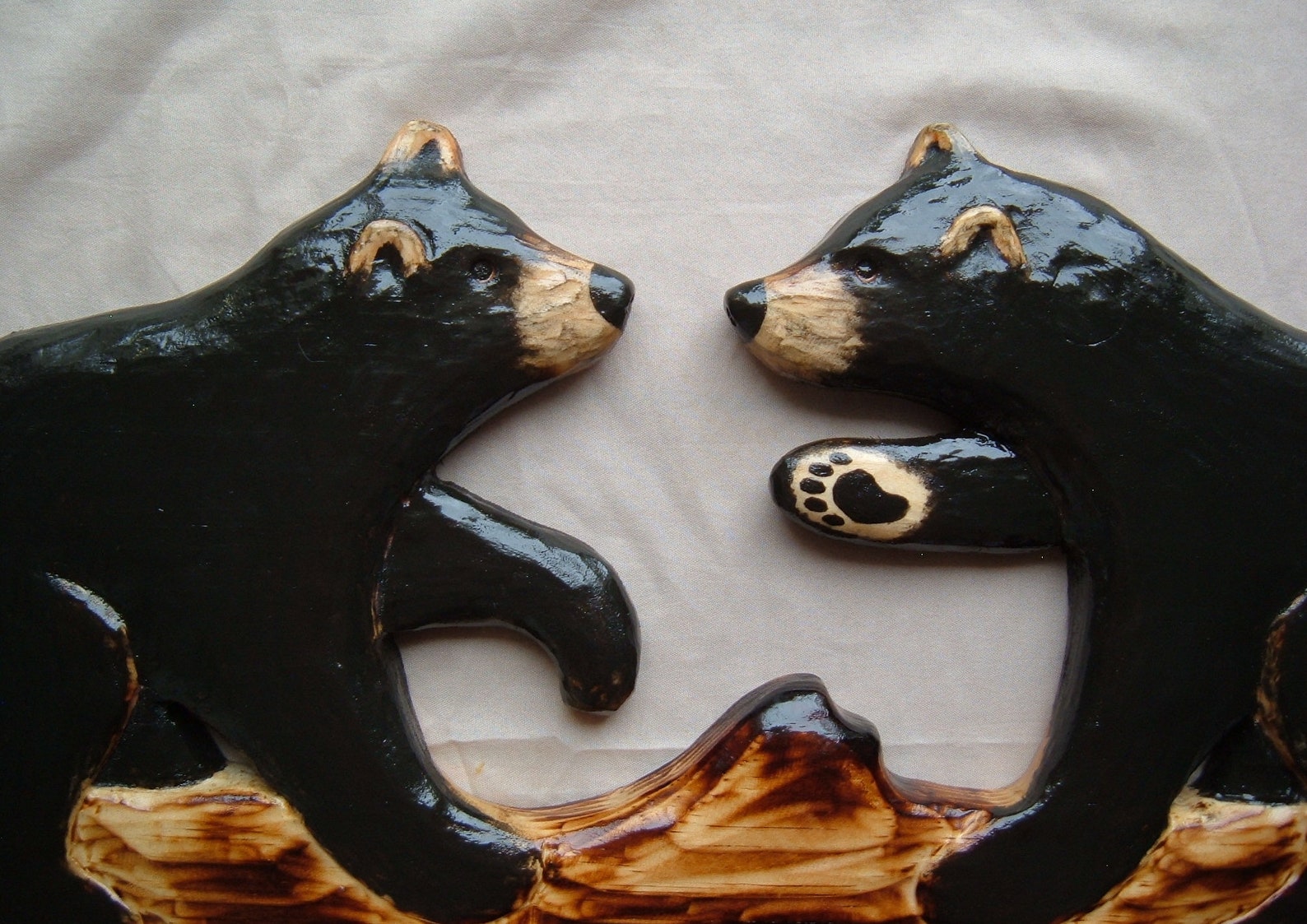 Black Bear, Wood Carving ,chainsaw Carving, Log Cabin Decor, Wall Art ...