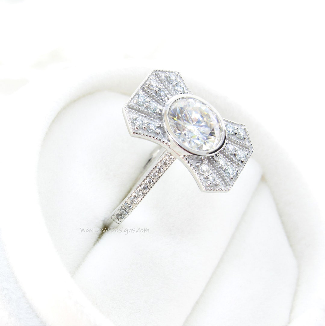 Diamond Round Bezel Set Engagement Ring 14k/18k White Gold, Art Deco ...