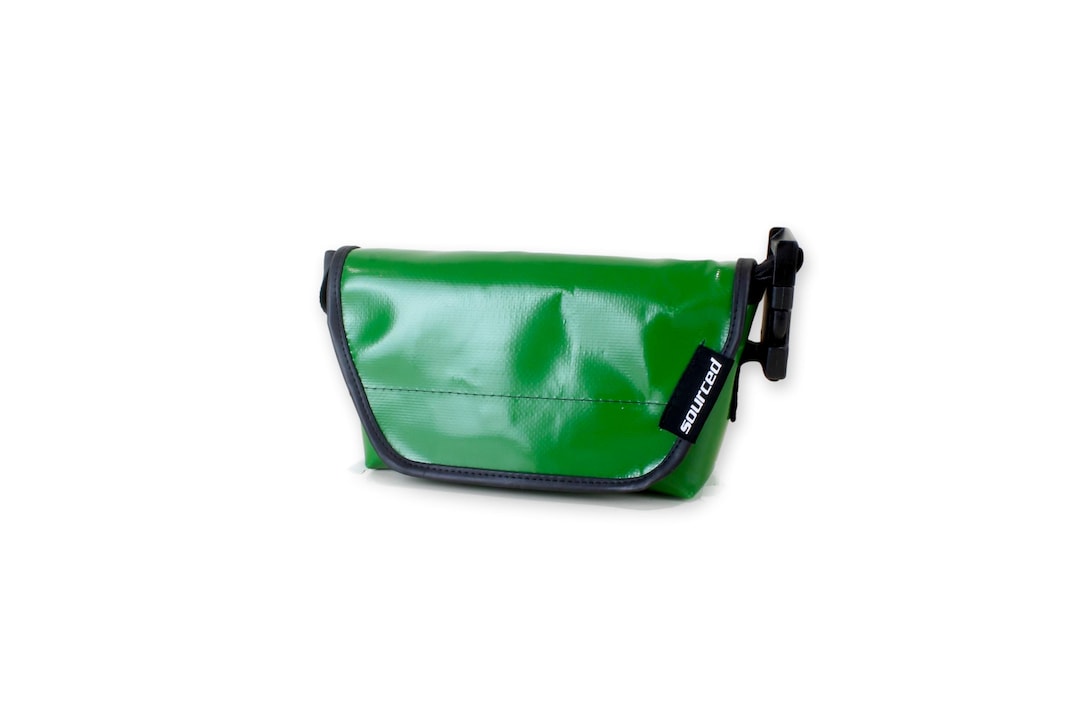 Truck Tarp Bumbag, Sustainable Waist Hip Bag, Truck Tarp Fanny Pack ...