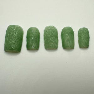 Vintage Glass-inspired Press-on Nails. 3D Textured Manicure, Glow in ...