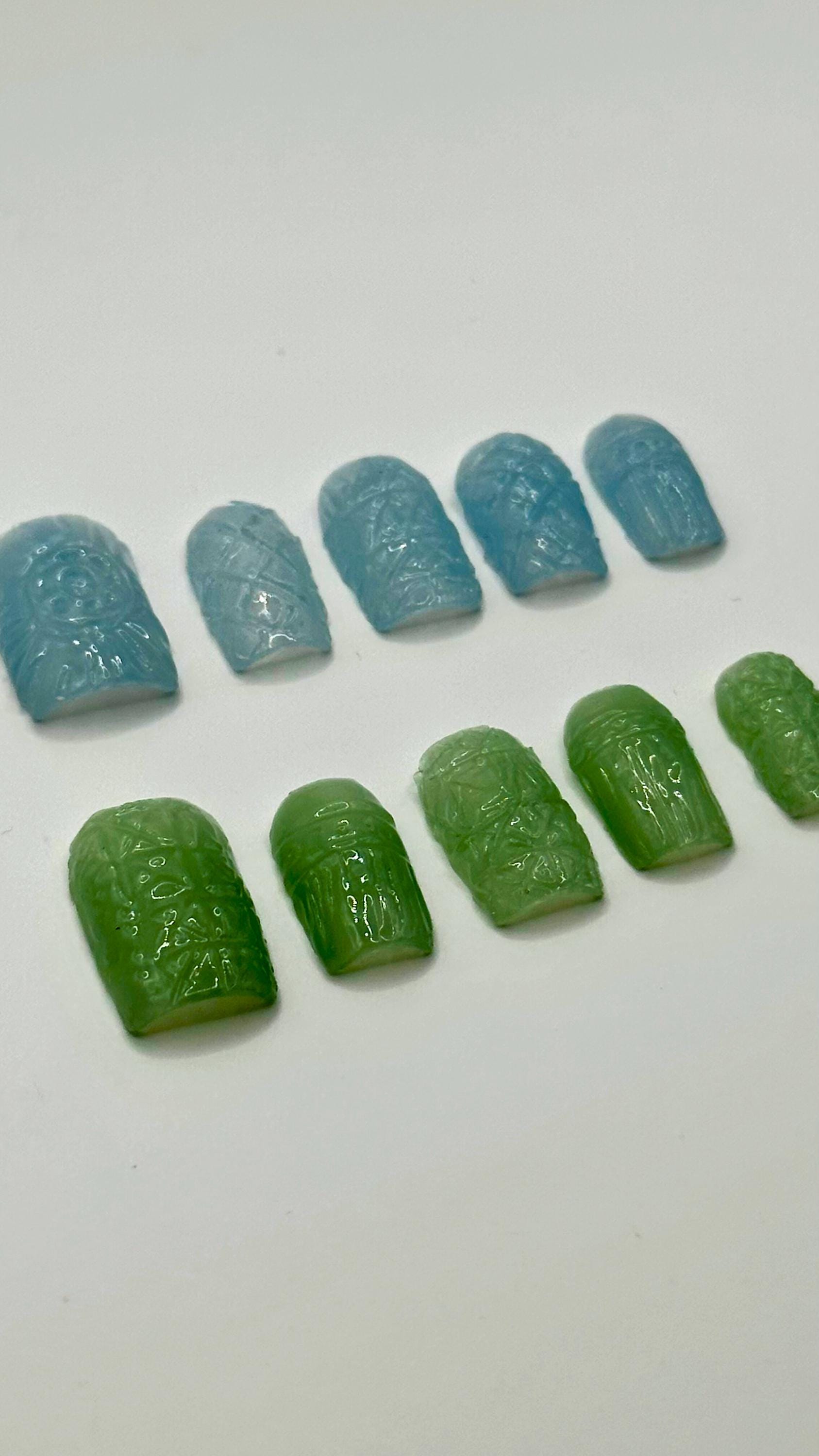 Vintage Glass-inspired Press-on Nails. 3D Textured Manicure, Glow in ...