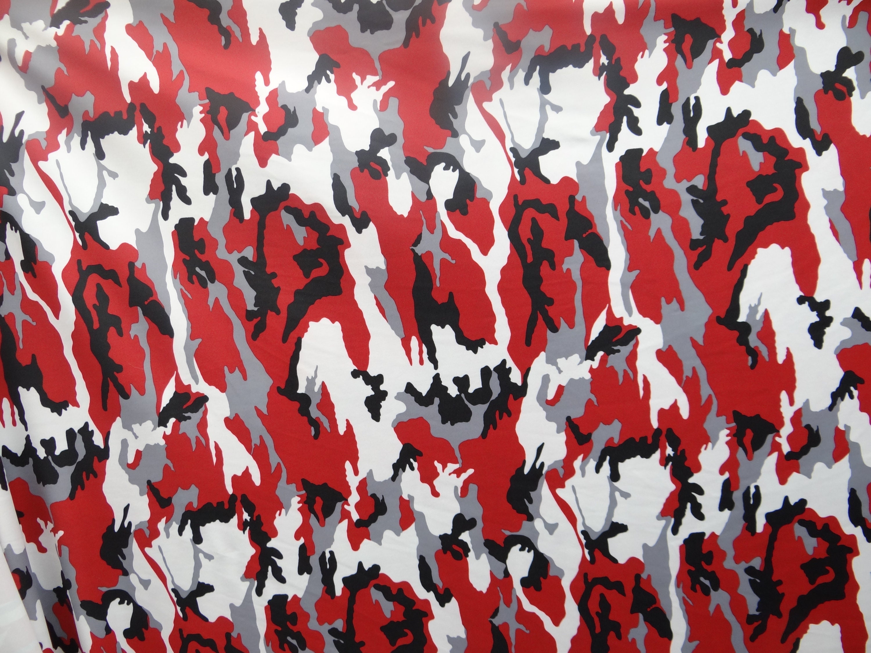 Red Camouflage Wallpaper Hd