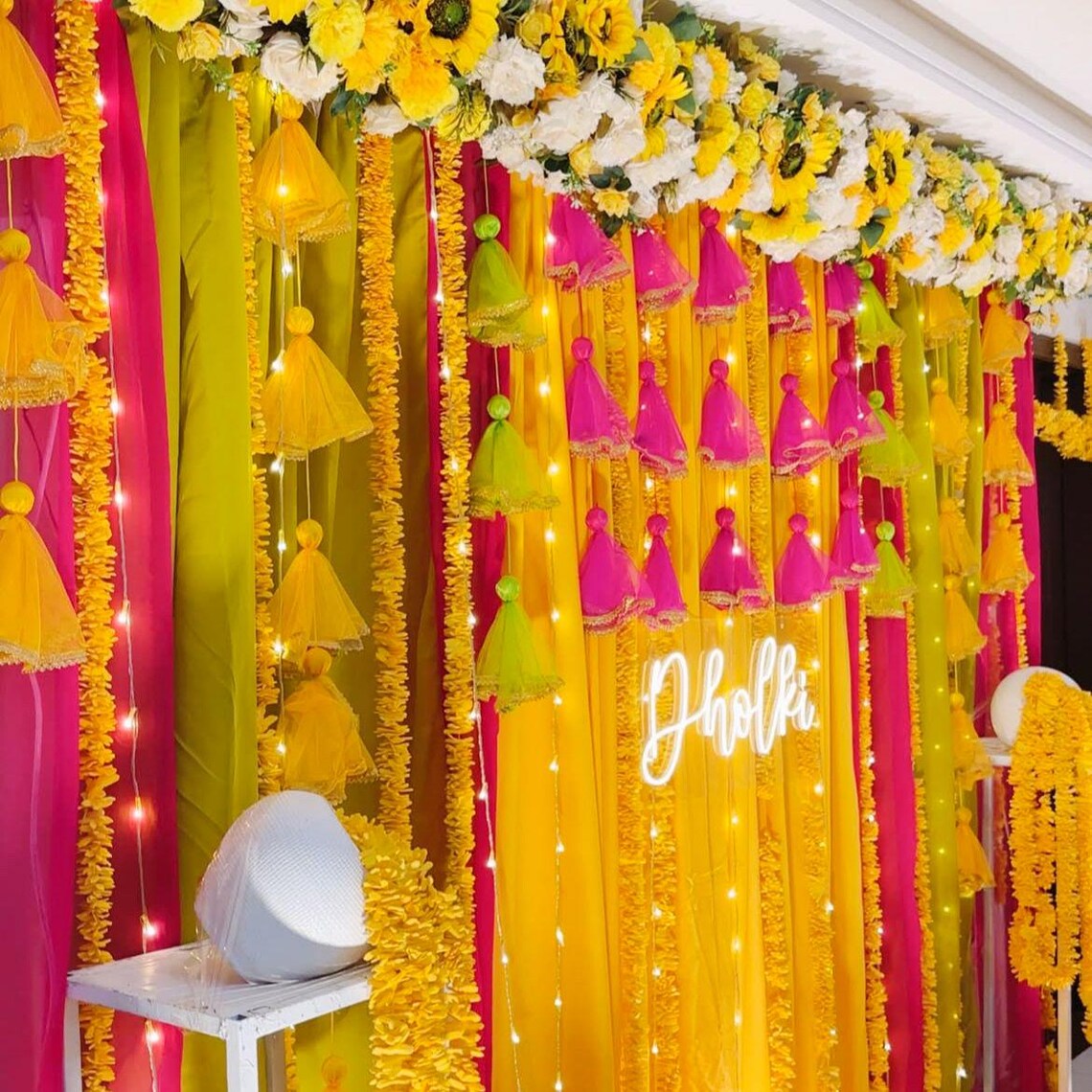 Haldi/mehndi Function Backdrop Set ( Curtains + Props) | Multicolor ...