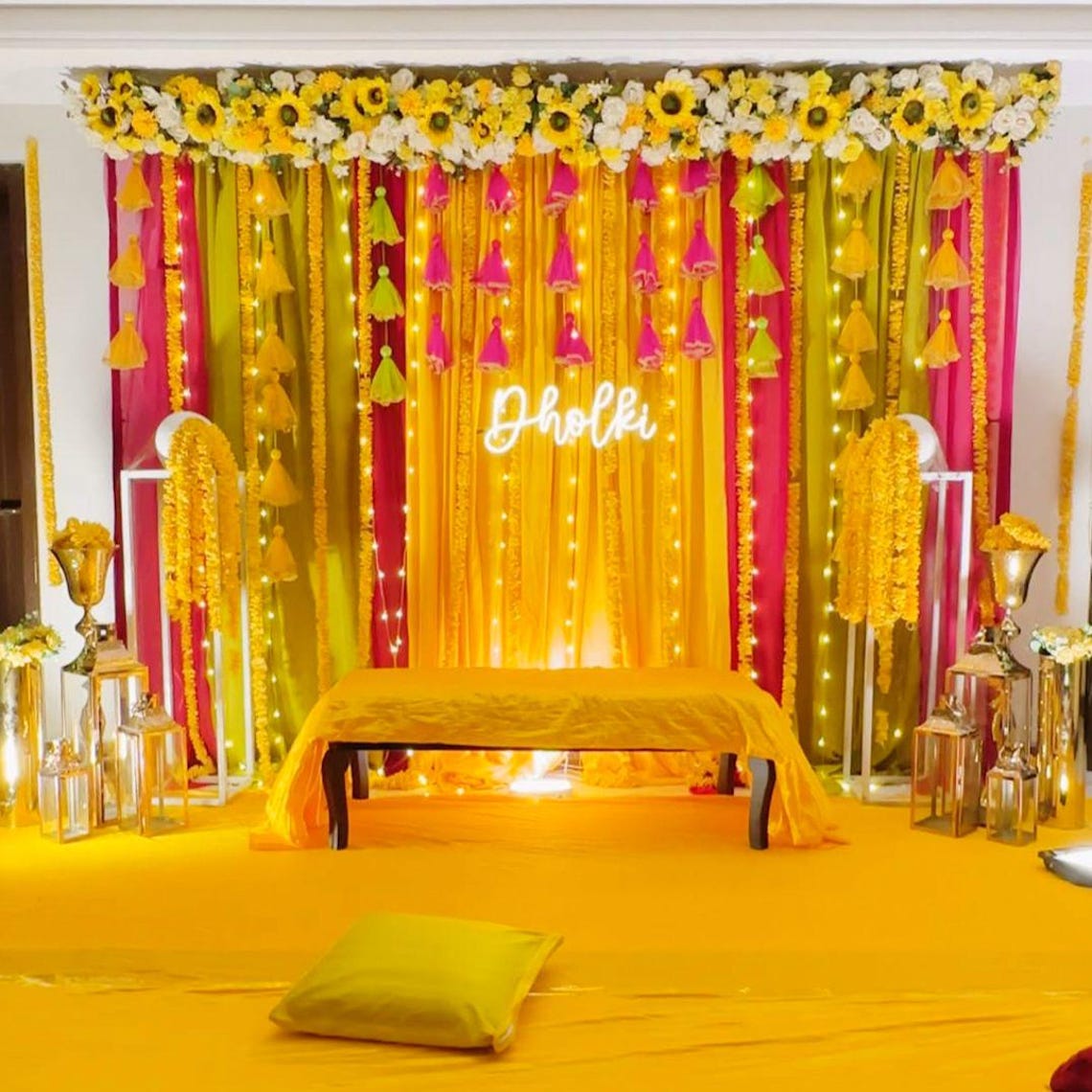 Haldi/mehndi Function Backdrop Set ( Curtains + Props) | Multicolor ...