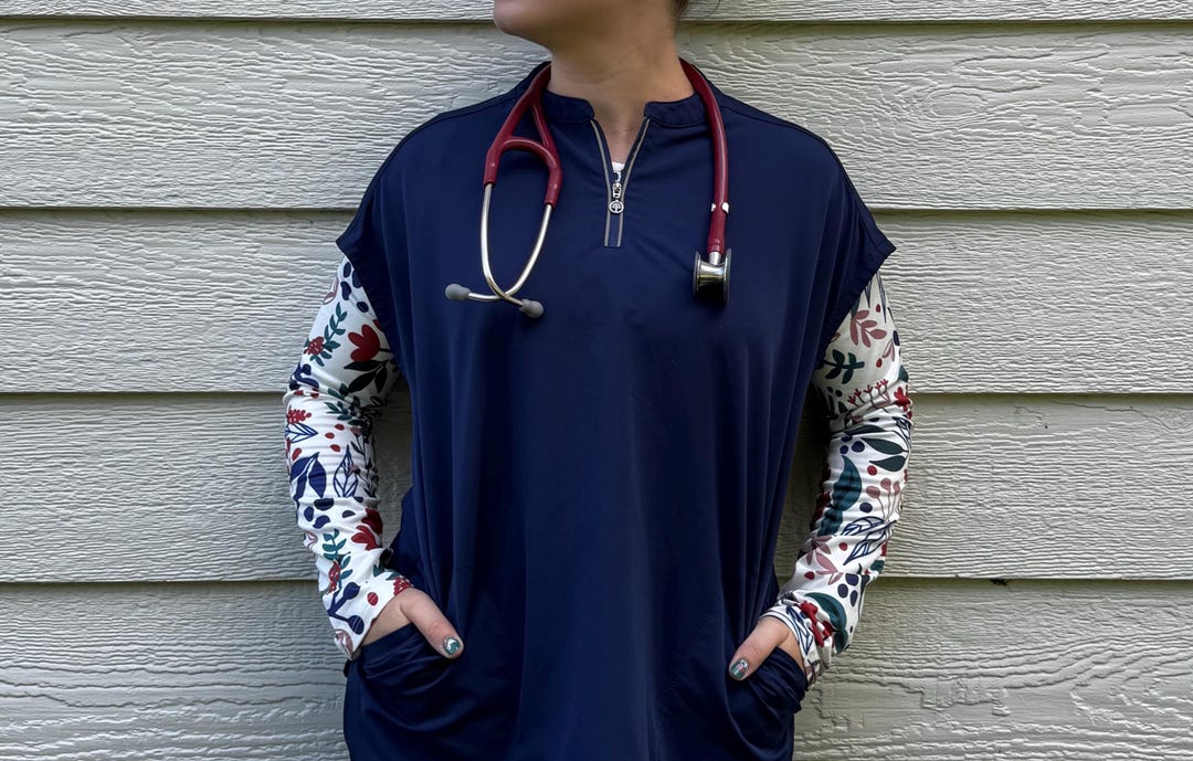 Fitted & Stretch Under Scrub Top - Base Layer for Scrubs or Uniforms ...