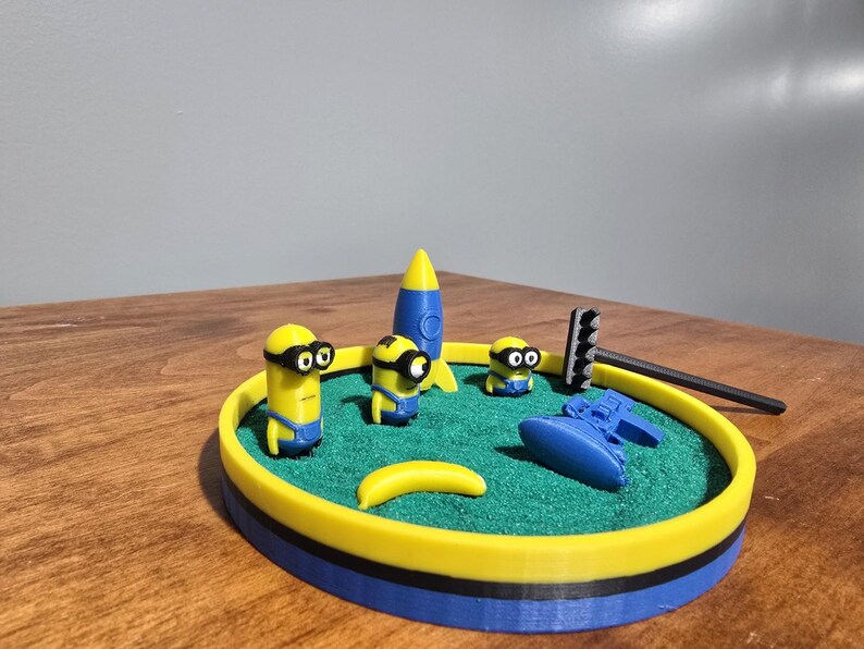 Minions Zen Garden Desk Decor – Funny Office Gift, Mini Sand Garden ...