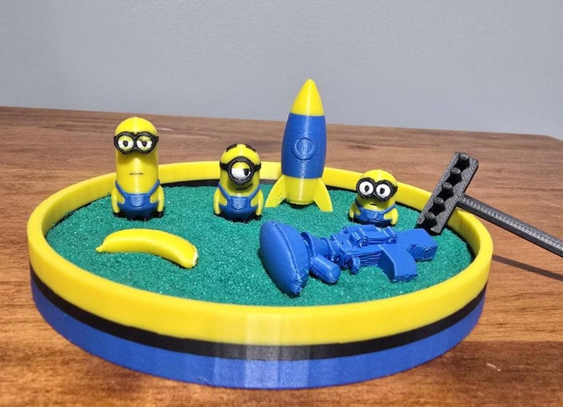 Minions Zen Garden Desk Decor – Funny Office Gift, Mini Sand Garden ...