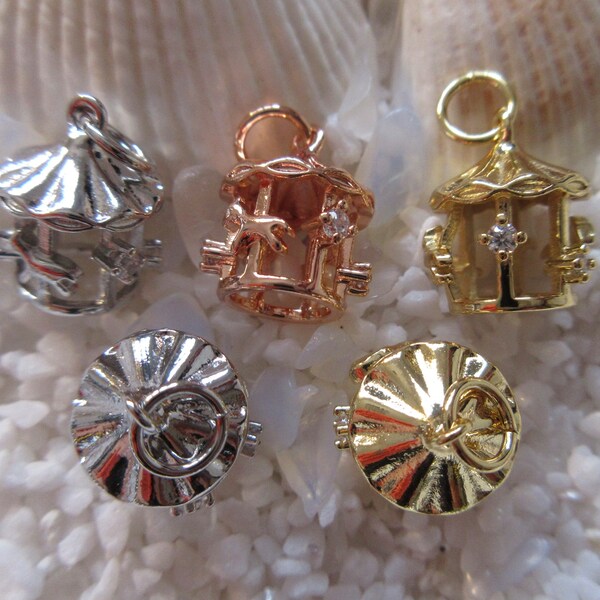 Carousel Charm - Etsy