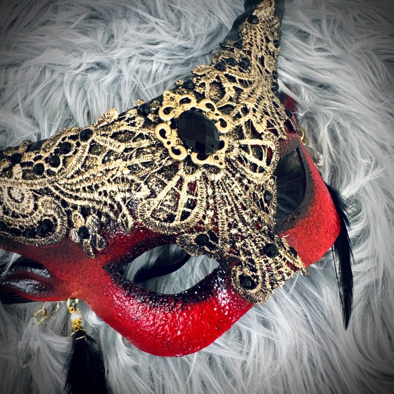 Red Krampus Devil Demon Horn Goat Masks for Couple : Halloween ...