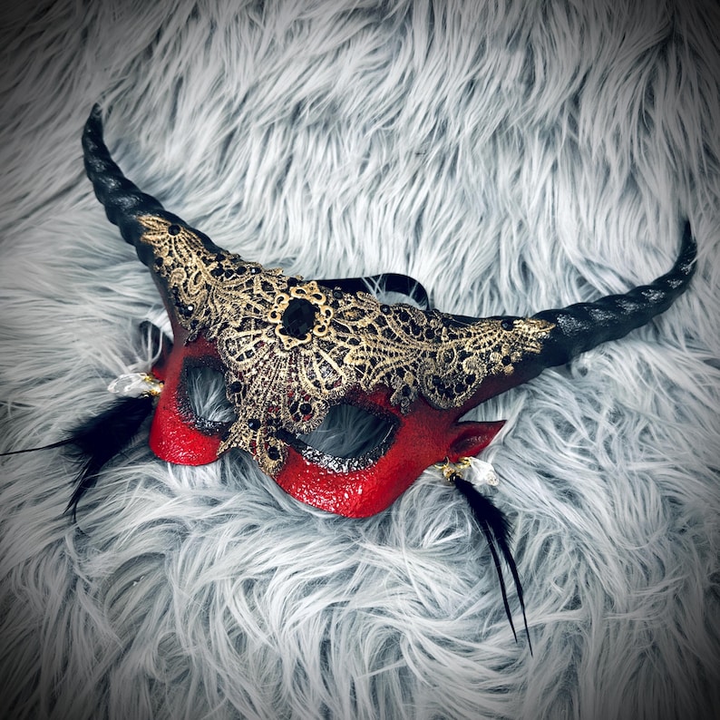 Red Krampus Devil Demon Horn Goat Masks for Couple : Halloween ...