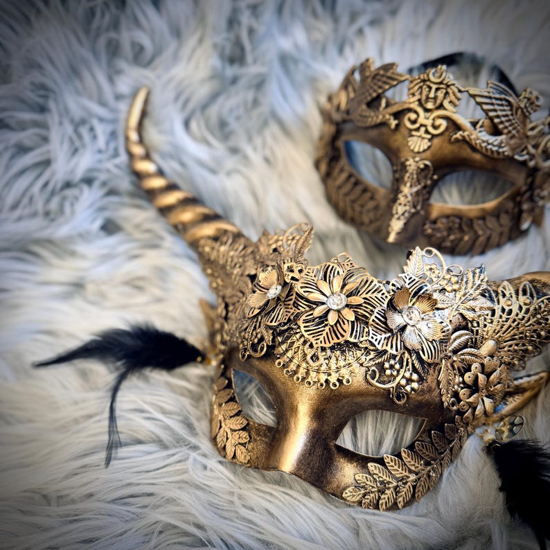 Gold Krampus Devil Demon Horn Masquerade Masks for Couple : Halloween ...