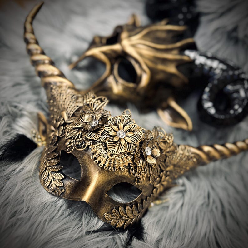 Gold Krampus Devil Demon Horn Goat Masks for Couple : Halloween ...
