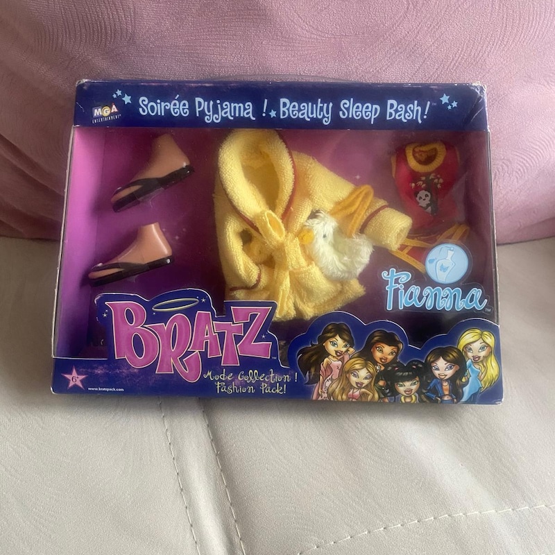 Bratz Dolls Clothes Sets - Etsy