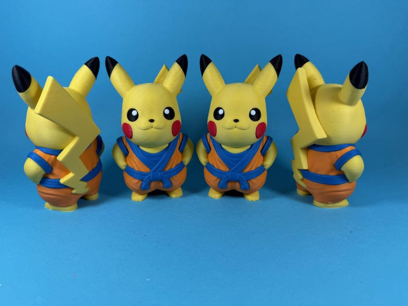 Pikachu as Son Goku Crossover Figur Dragonball Pokemon Pokeball ...
