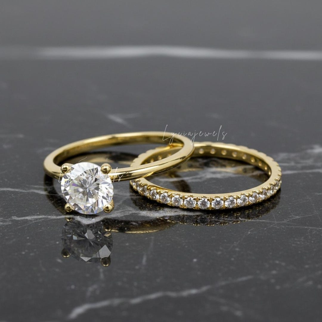 Round Solitaire Engagement Ring Set Yellow Gold Wedding Band Pave ...