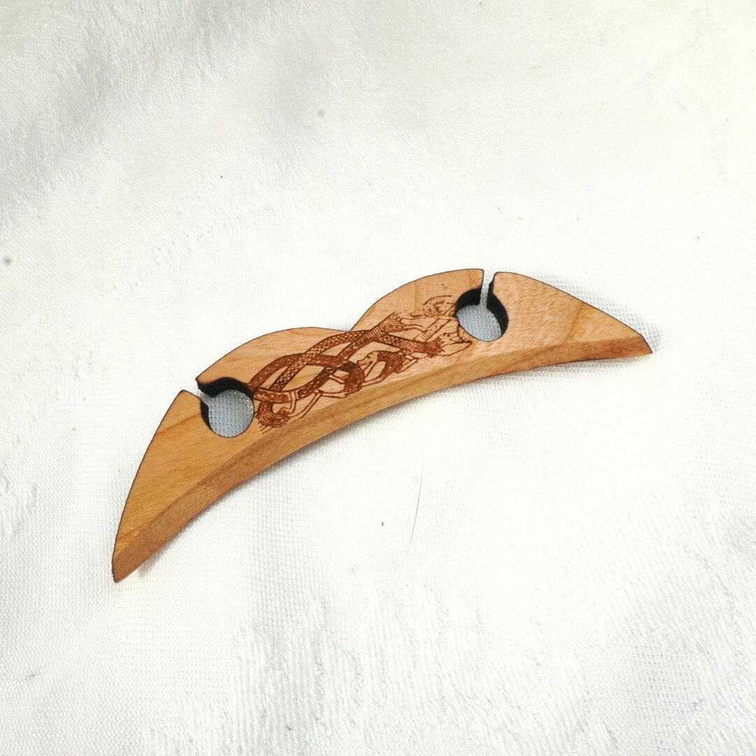 A Short Sword Form Shuttle for Traditional Scandinavian Tape Weaving ...