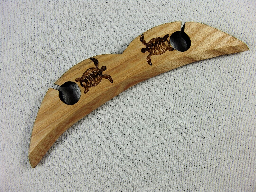 A Short Sword Form Shuttle for Traditional Scandinavian Tape Weaving ...