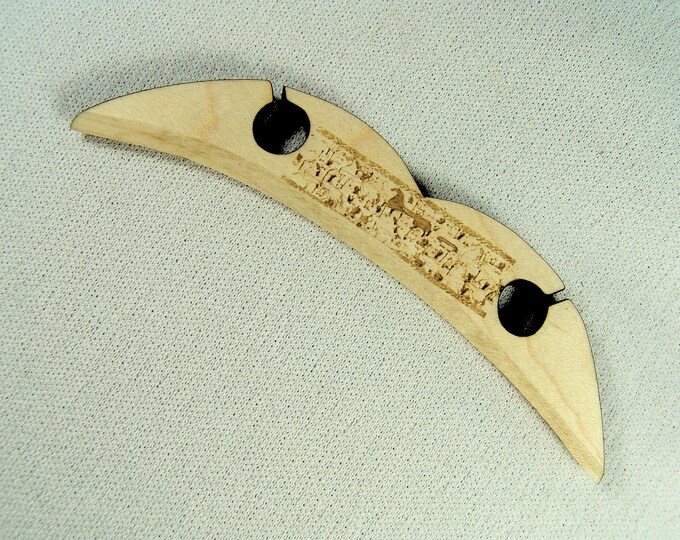 A Short Sword Form Shuttle for Traditional Scandinavian Tape Weaving ...