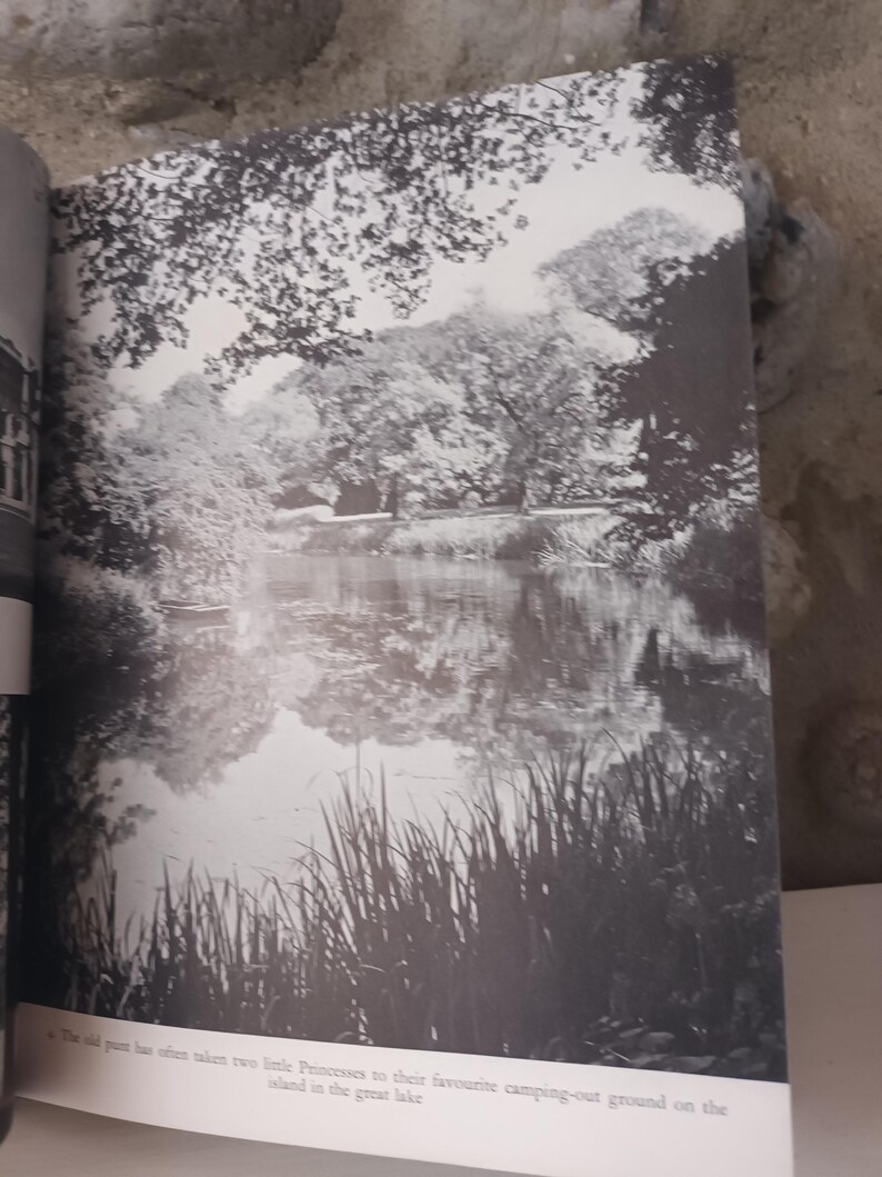 Vintage Royal Garden Book: King George VI & Queen Elizabeth, 1952 - Etsy