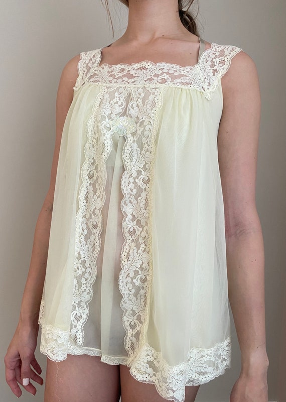 Shadowline vintage yellow nightgown - Gem