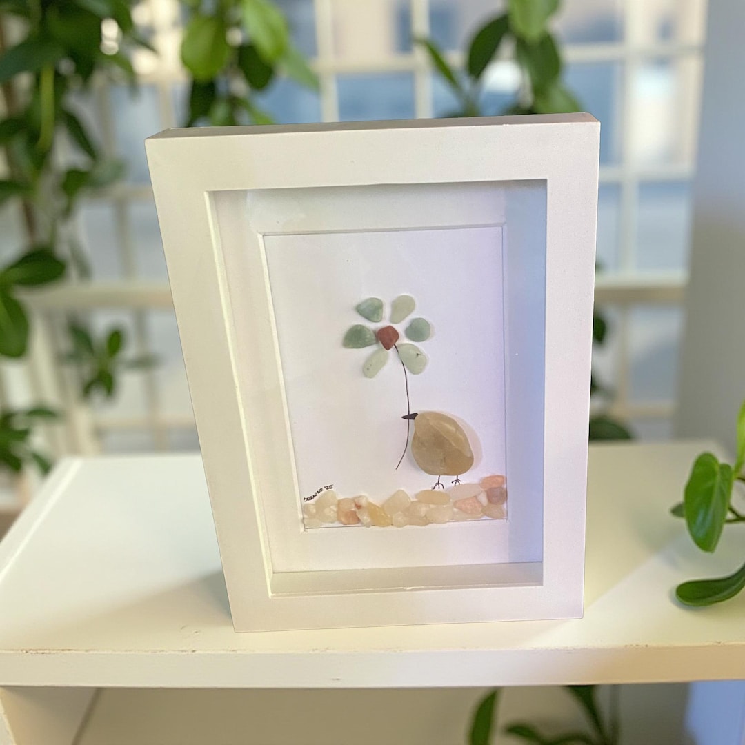 River Rock Wren Shadow Box Art: Sandy Beach Pebble Art - Etsy