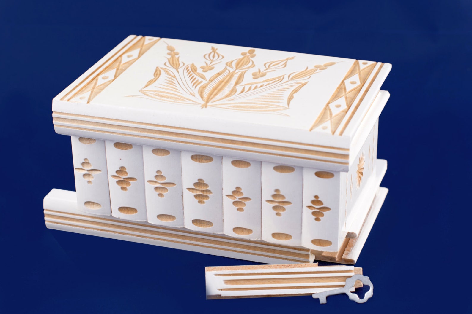 Primitive Folk Art Wooden Secret Puzzle Box With Hidden - Etsy