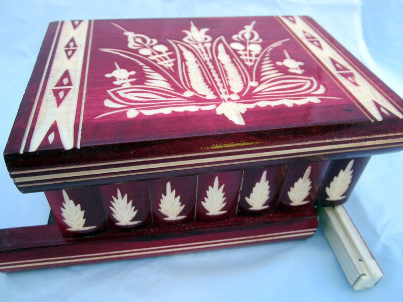 Handmade Wooden Puzzle Box Secret Compartment Lock and Key - Etsy