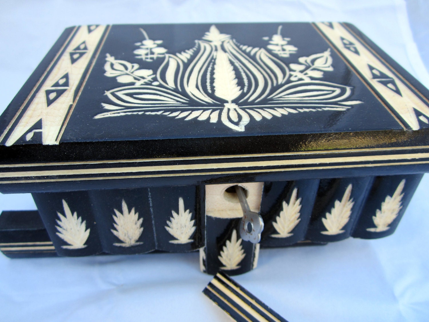 Wood Magic Brain Teaser Puzzle Toy Magic Box With Extra Secret - Etsy