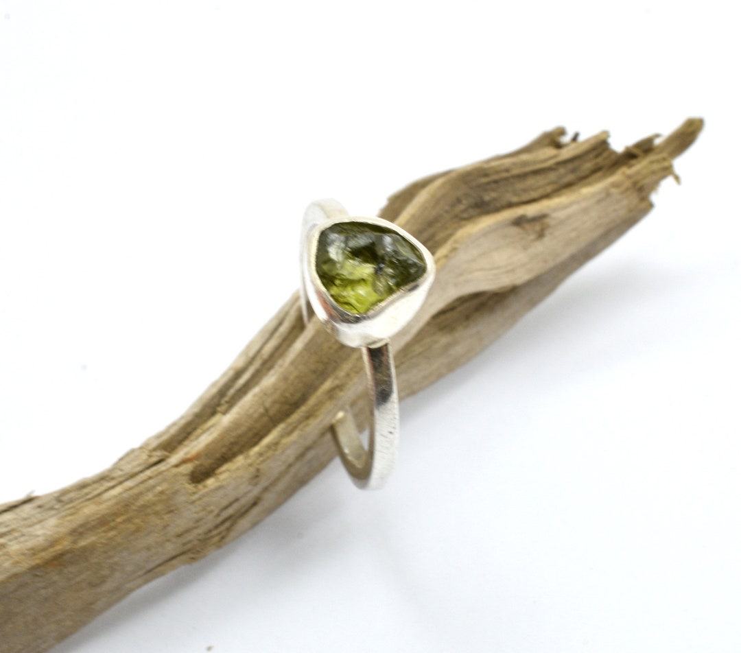 Peridot Ring Sterling Silver Raw Peridot Simple Band Stone - Etsy