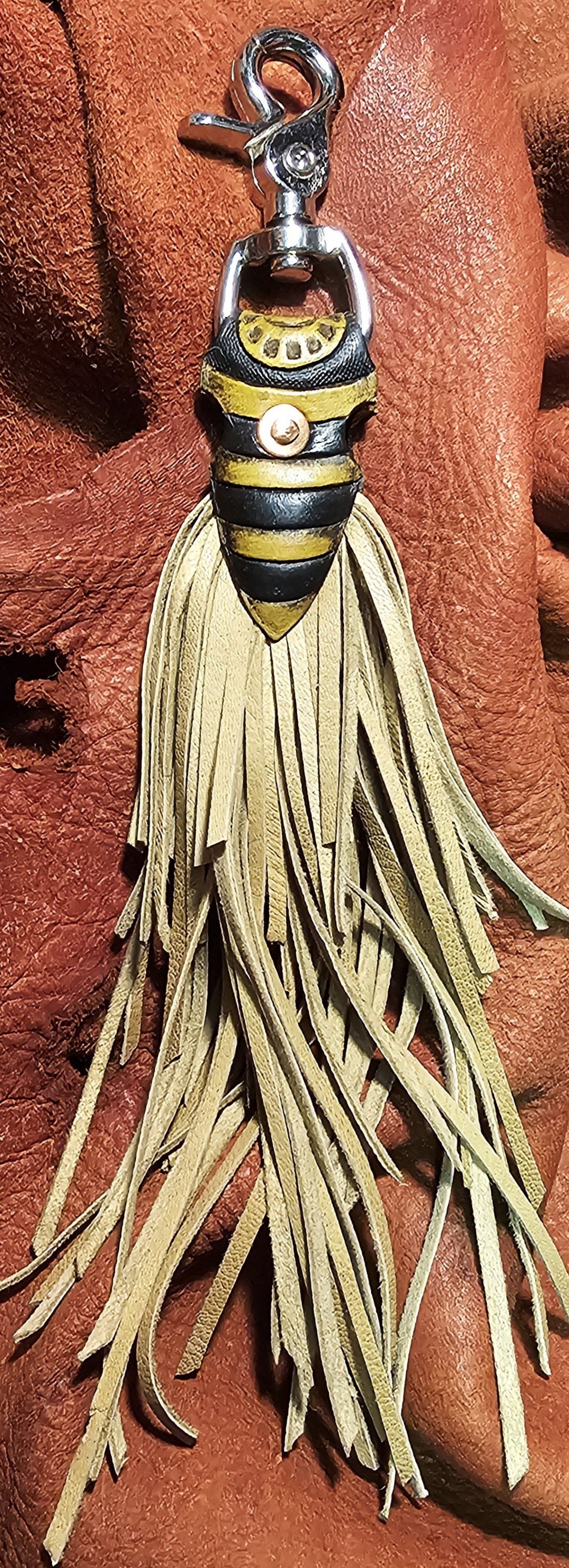 Bumble Bee - Key Ring - All Leather, Hand Tooled, Crafted and Painted ...