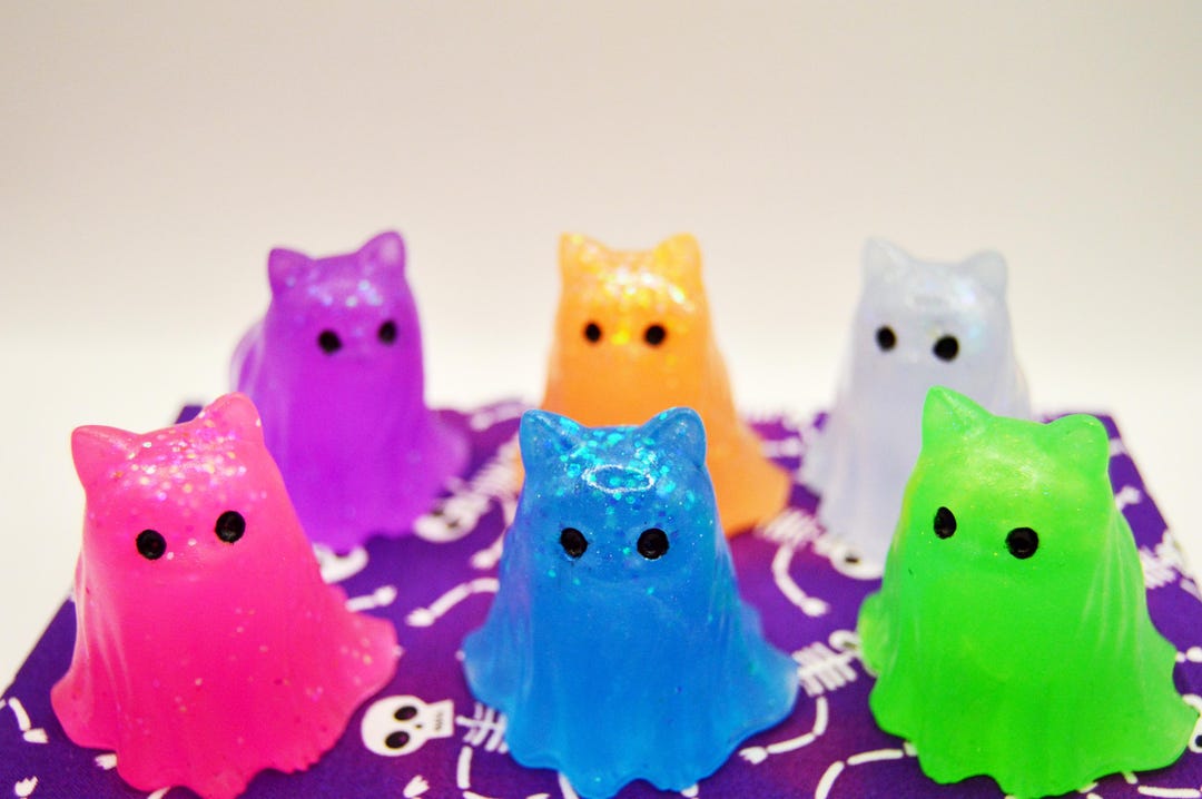 Ghost Cat Figures That Glow in the Dark! Resin, Glitter, Halloween ...