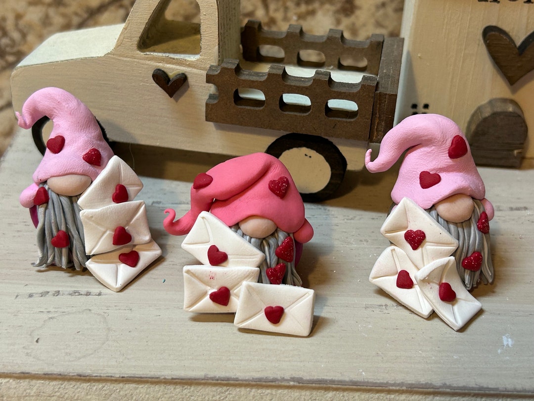 Lots of Love Valentine’s Day Gnome With Tiny Love Letters and Hearts - Etsy