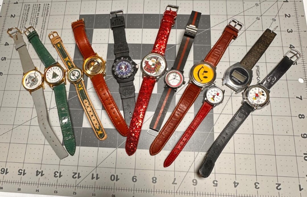 Lot of 11 Character / Collectible Quartz Watches | UNTESTED | Joe Boxer ...