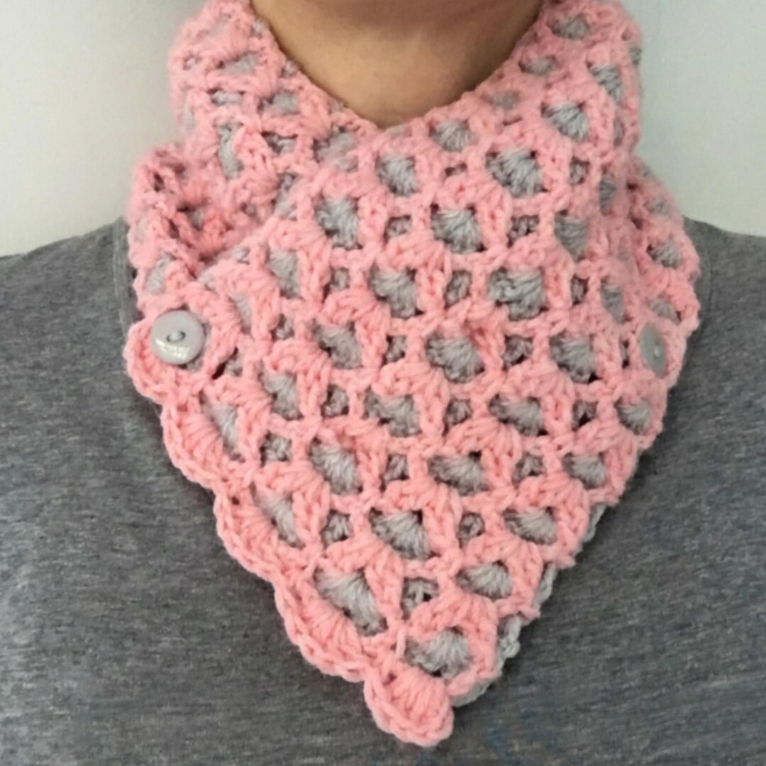 Reversible Crochet Neck Warmer Pattern, Buttoned Cowl Scarf, Easy Two ...