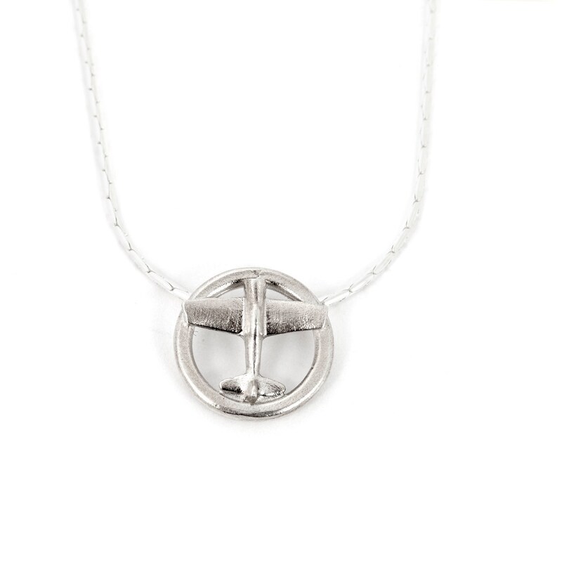 Female Pilot Gifts - 60+ Gift Ideas for 2025