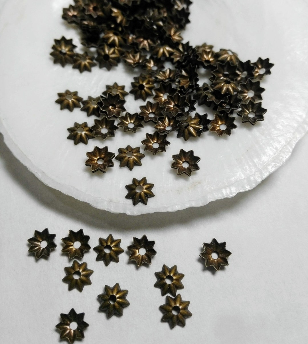4mm Bead Caps, Antique Bronze Bead Caps Ca. 4 - 5mm, Round, Star Shape ...