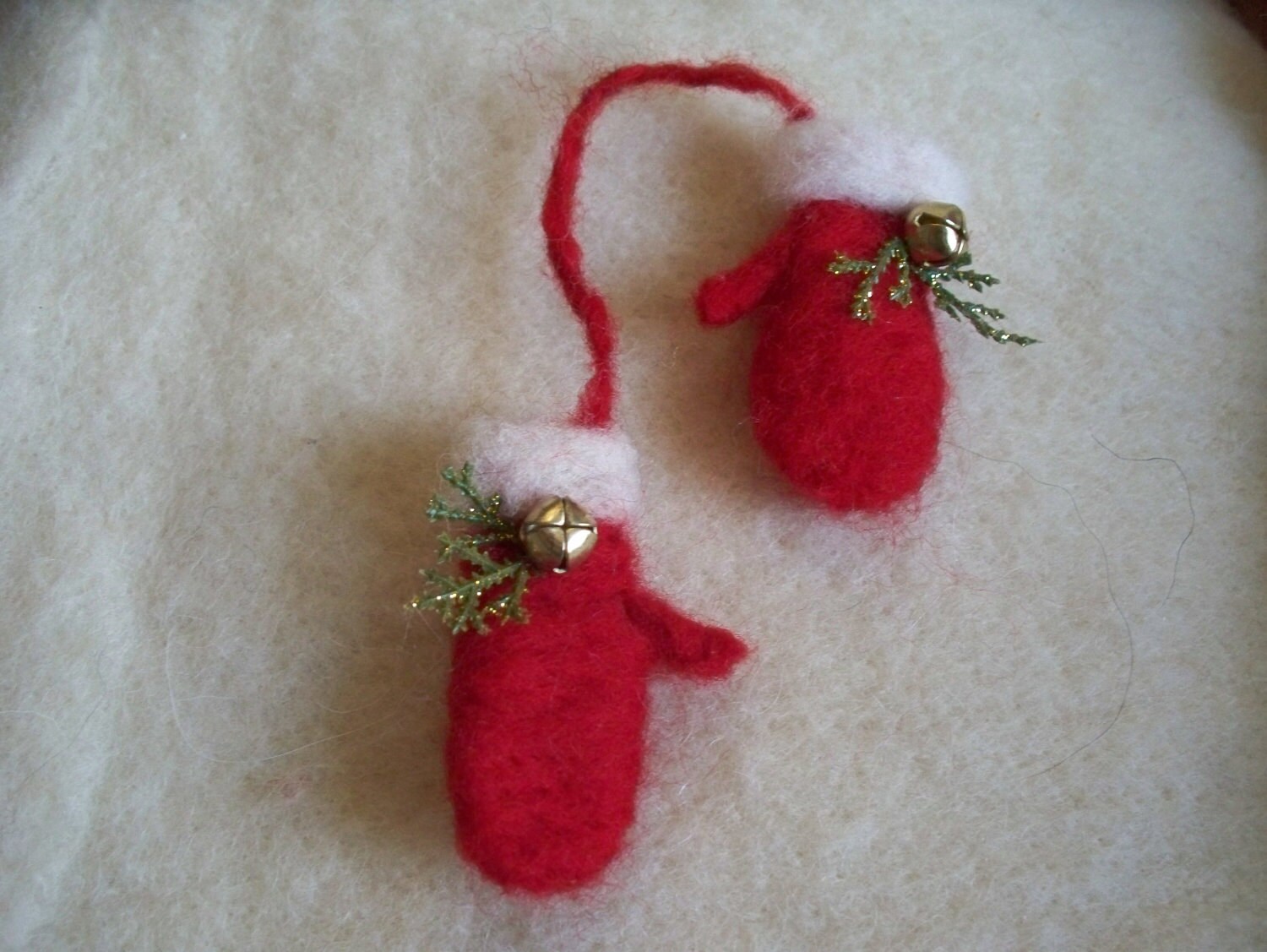 Wool Felt Mitten Pin Set - Etsy