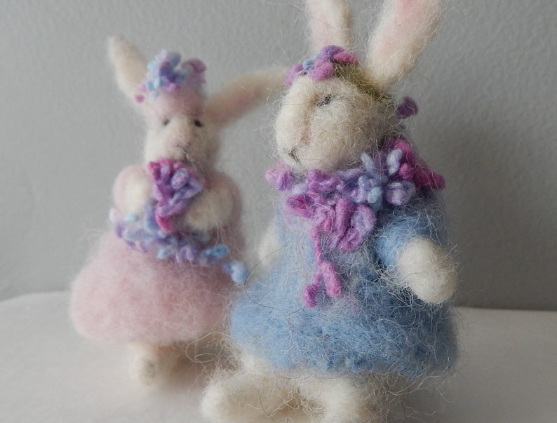 Small White Wool Felt Bunnies Felted Rabbits - Etsy