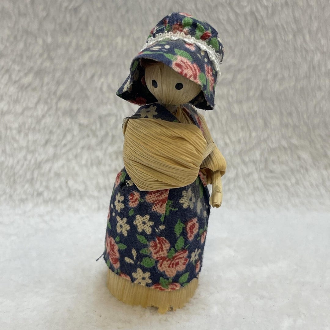 Vintage Handmade Corn Husk Girl in Blue Patterned Dress & Bonnet 3 ...