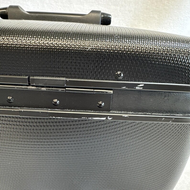 Prince ISO 9001 Black Hard Shell Train Case Makeup Cosmetic Travel ...
