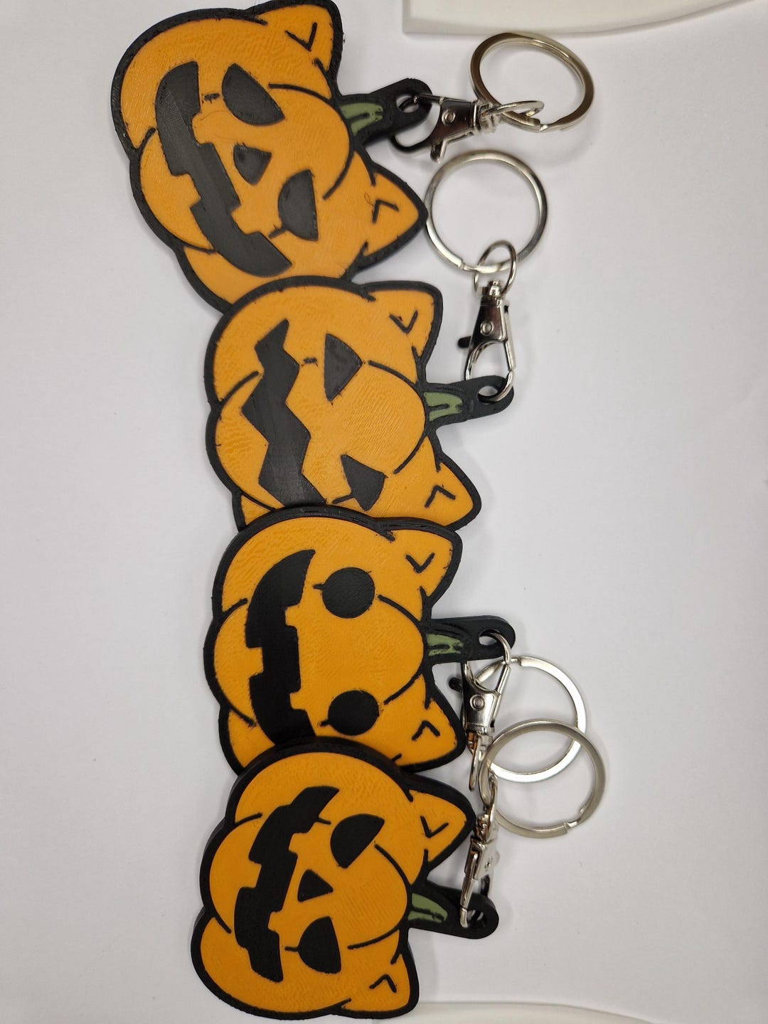 3D Printed Pumpkin Keyrings – Halloween Keychains | Autumn Bag Charms ...