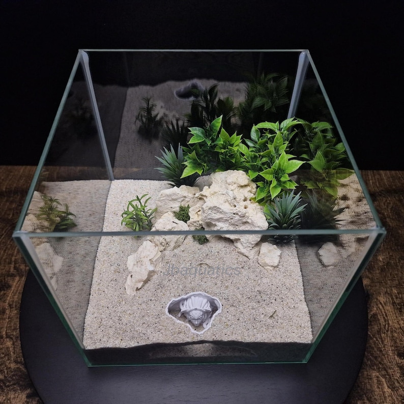 Medusa’s Lair Aquarium Hideout – Mythical Fish Cave Décor for ...