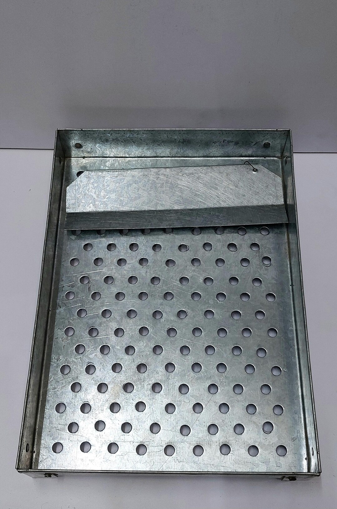 Perforated Holes Iron Colanders/strainers/8 Mm Hole Sieve/ Iron ...