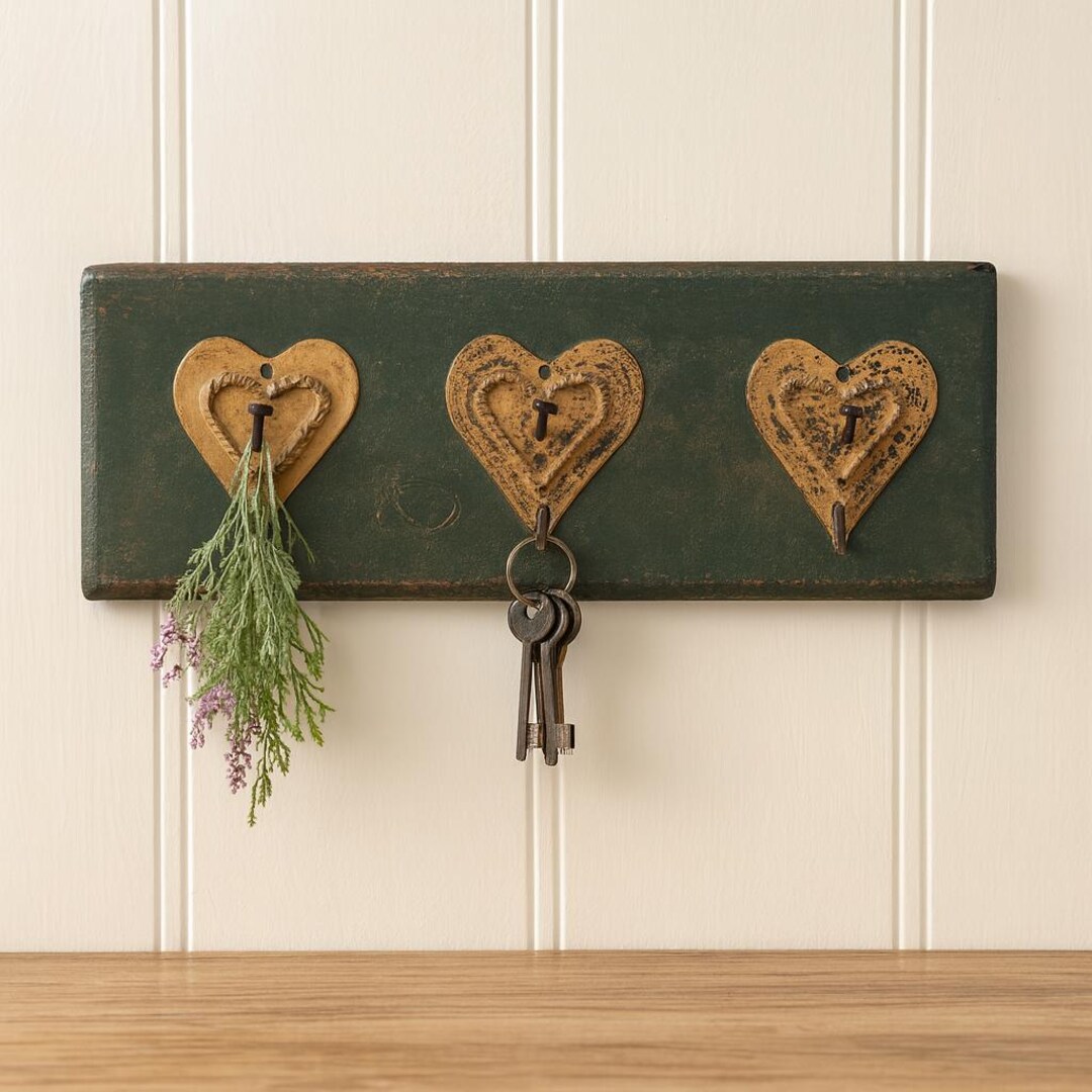 Primitive Folk Art Heart Peg Rack – Green Wall Hook With Tin Heart ...