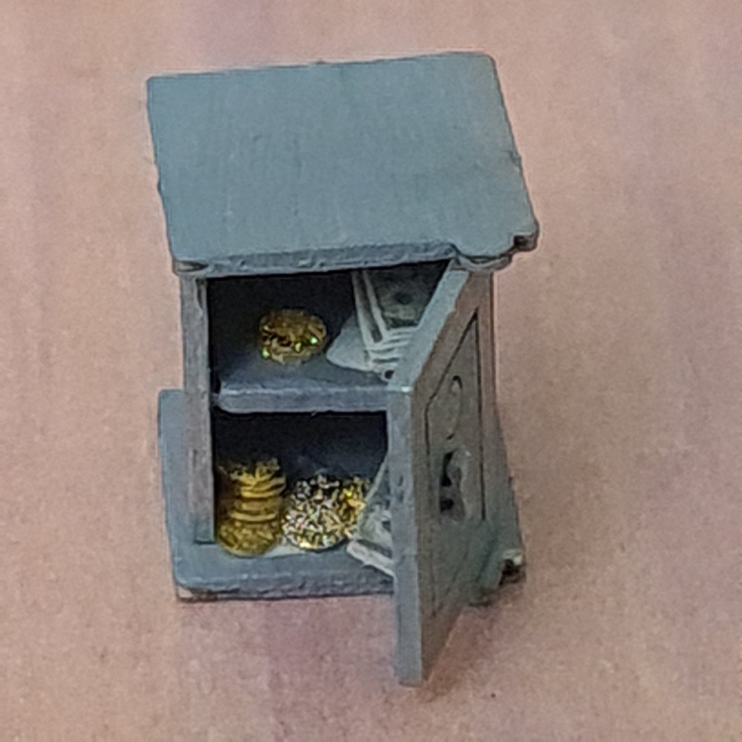 Dollhouse Miniature Safe, 1/48 Scale - Etsy