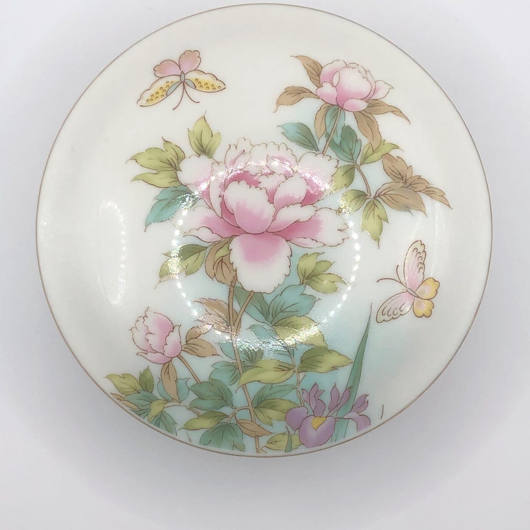 Beautiful Asian Floral Porcelain Trinket Box Cottage Core Grandma Core ...