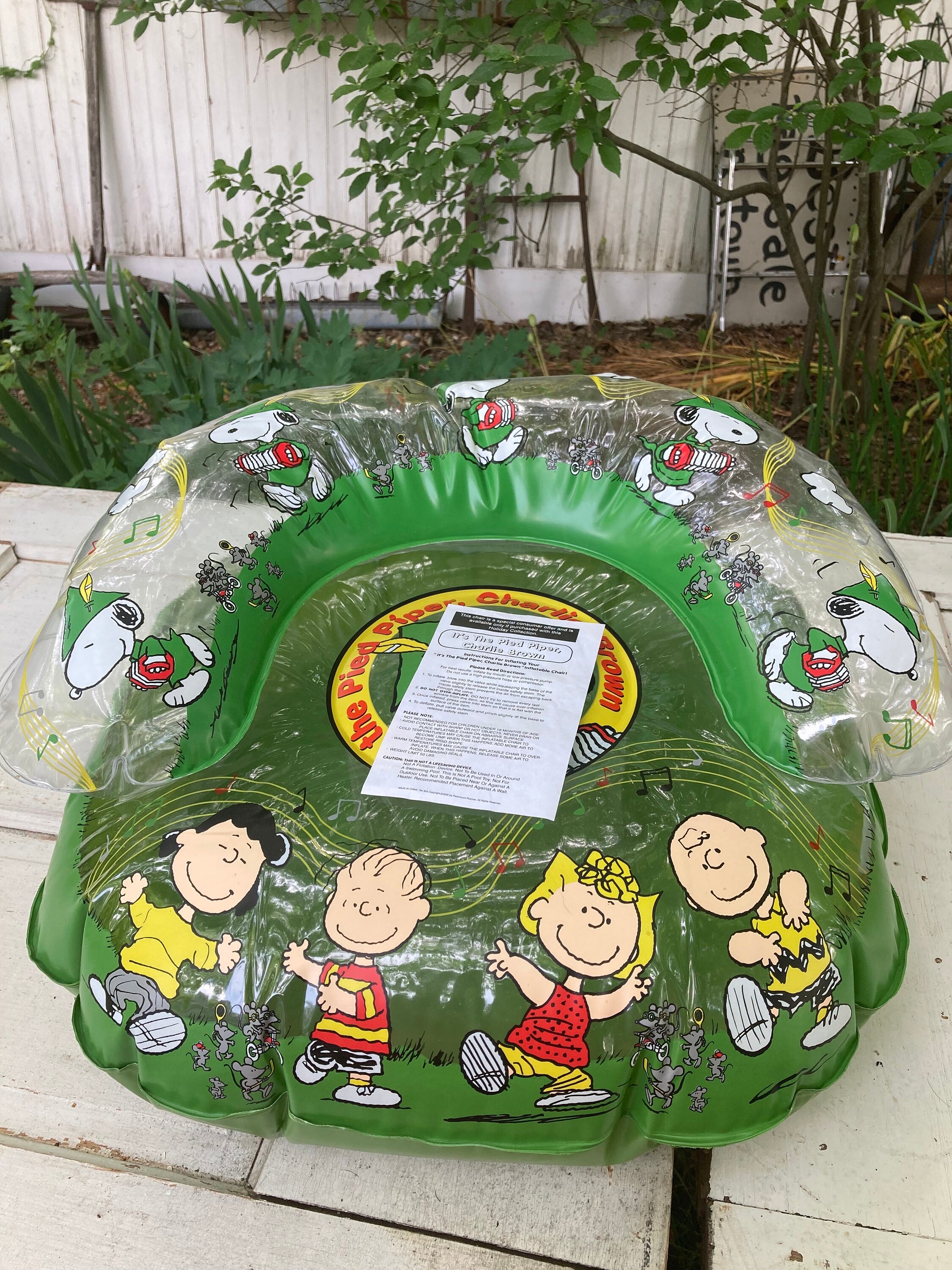 Vintage Snoopy Chair Blow up It’s the Pied Piper Charlie Brown Sally ...