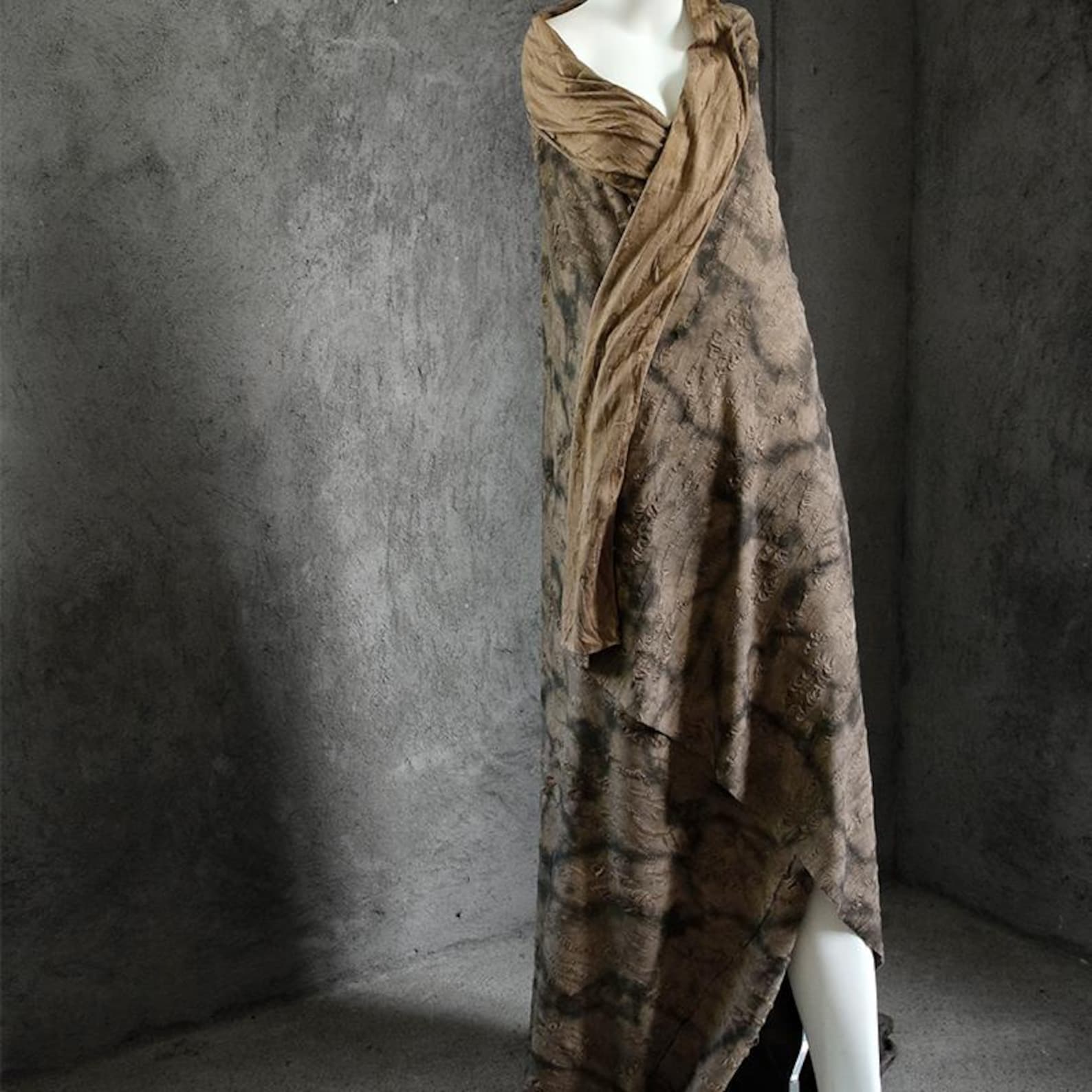 Bark Texture Burnout Knit, Distressed Dye Fabric, Steampunk Design ...