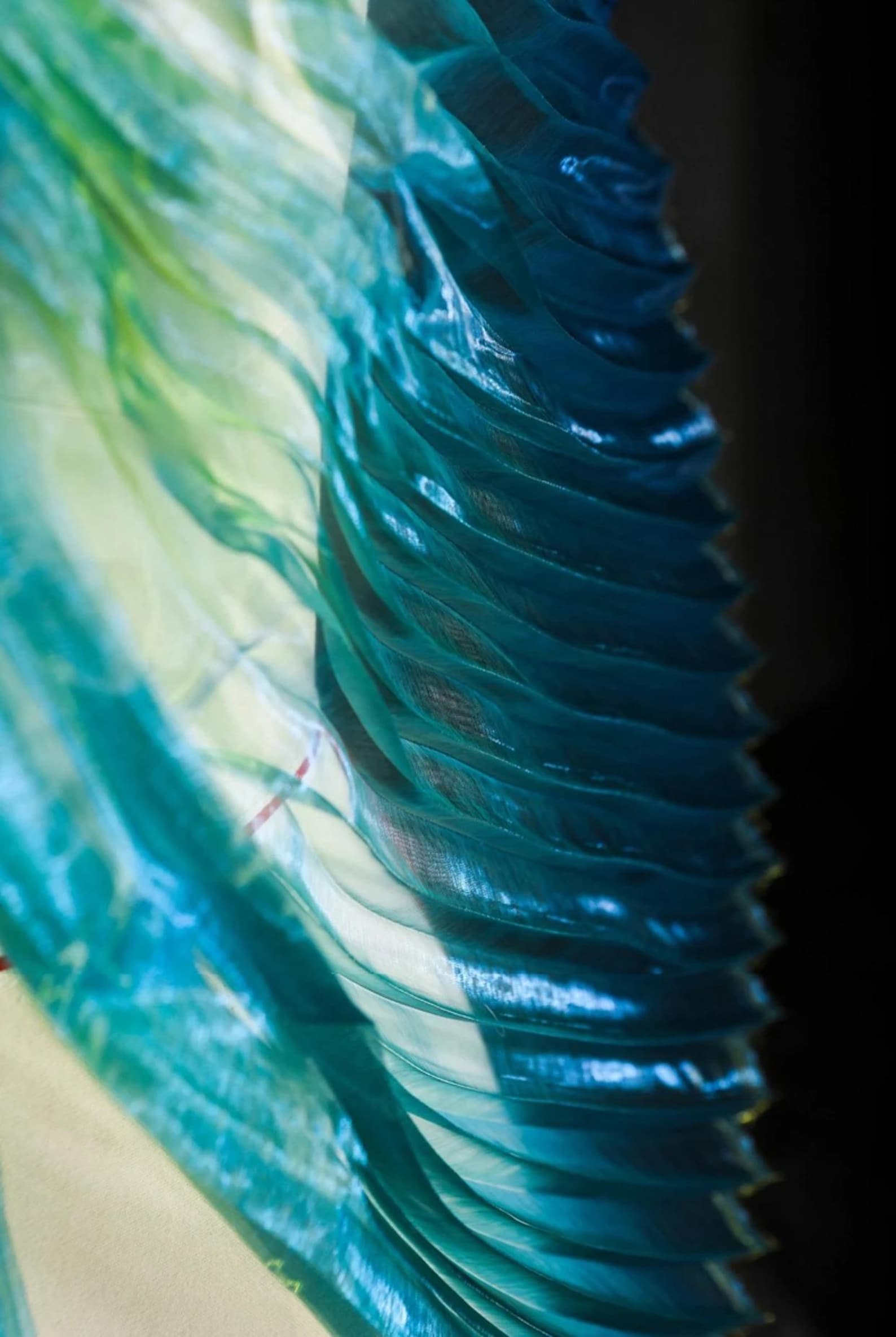 Ocean Blue Mermaid Tulle - Iridescent Sheer Fabric for Wedding Decor ...