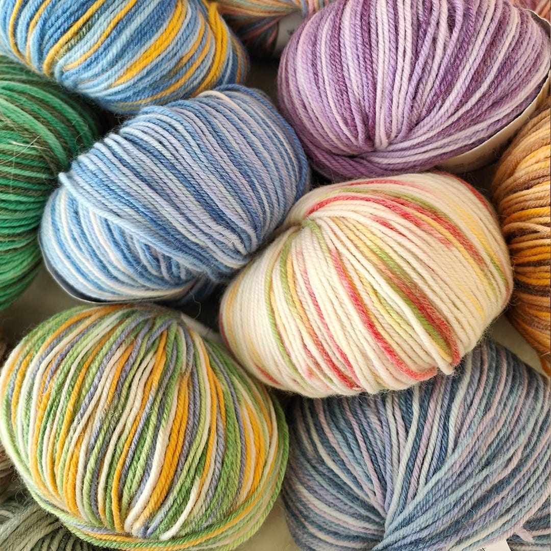Rainbow Gradient Wool Yarn Skein: Medium Weight for Knitting, Crochet ...